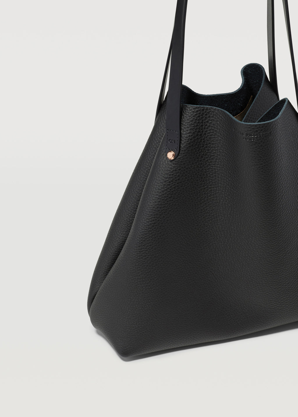 Obsidian Bespoke Tote – Charlie Middleton